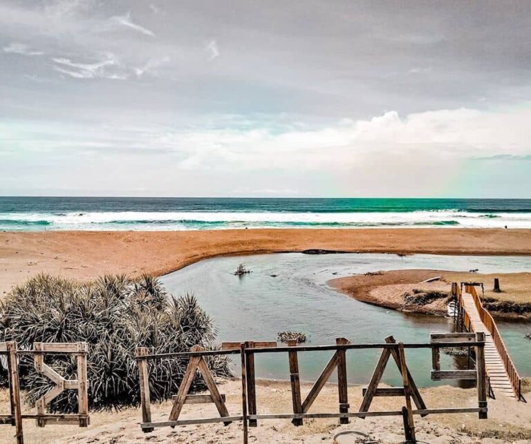 Pantai Bopong: Harga Tiket Masuk, Rute, Fasilitas, Tempat Foto